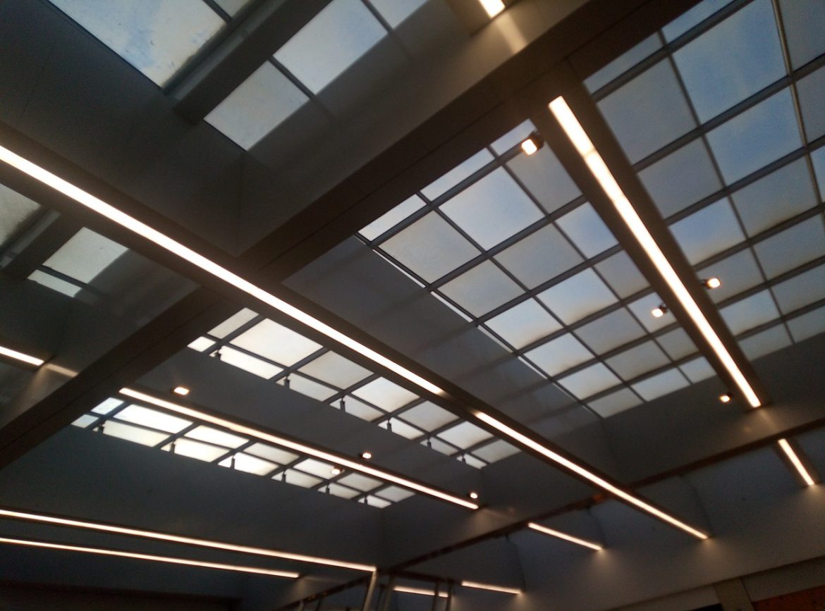 Skylight roof design glass - Valid