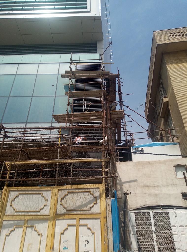 Aluminum window frame extrusion profiles - Valid