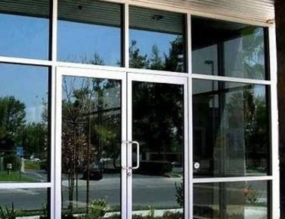 Curtain Wall Details with dimensions - Valid